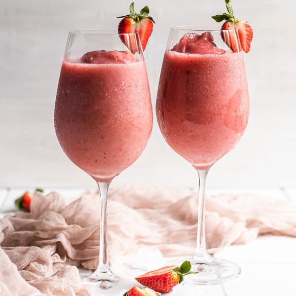 Quick and Easy Strawberry Frosé - Spoonful of Plants
